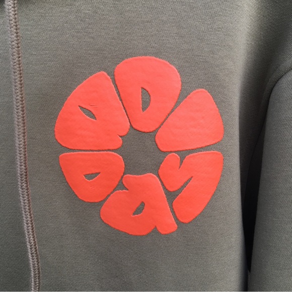 adidas Originals | Shirts | Nwt Adidas Originals Circle Logo Graphic ...